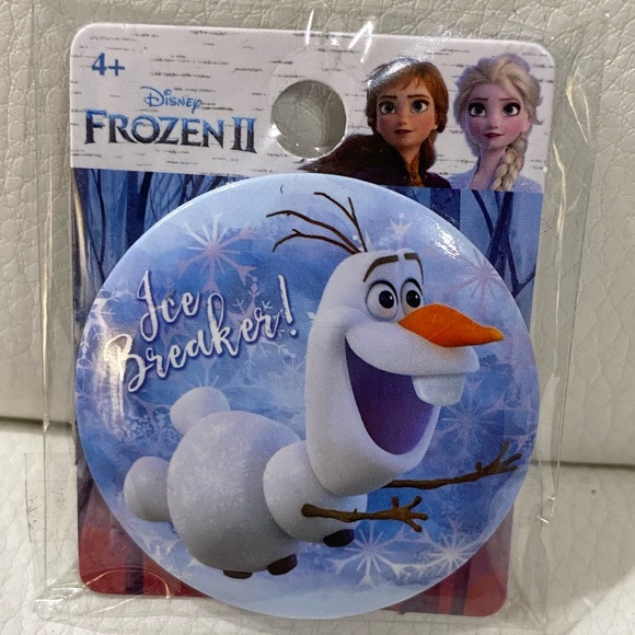 Disney | Accessories | Frozen Ii Olaf Button | Poshmark
